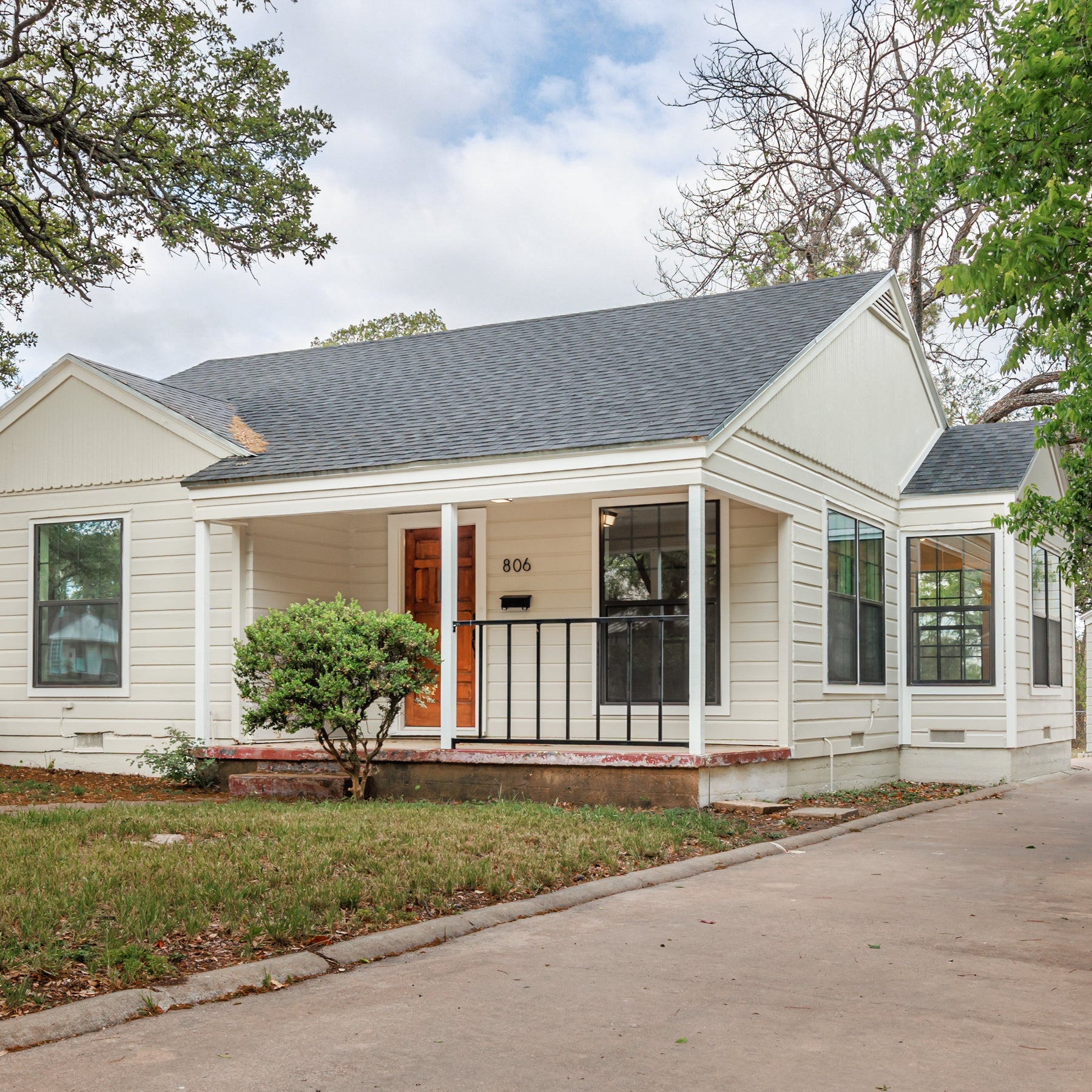 LISTINGS - Jacoby Land Co